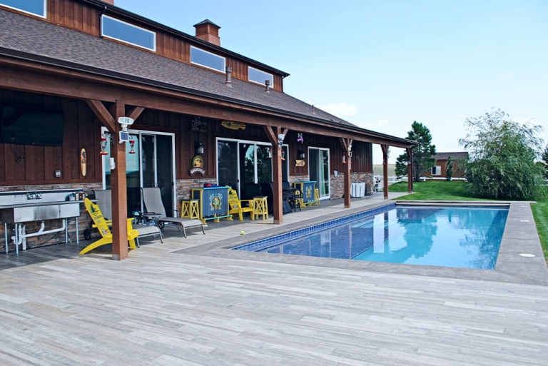 Prefab Steel Barndominium in Highlands Ranch, Colorado