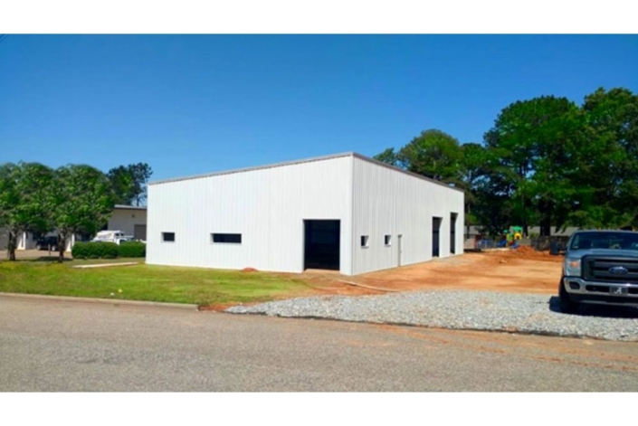 Prefabricated Metal Shop And Office Building In Opelika, Alabama